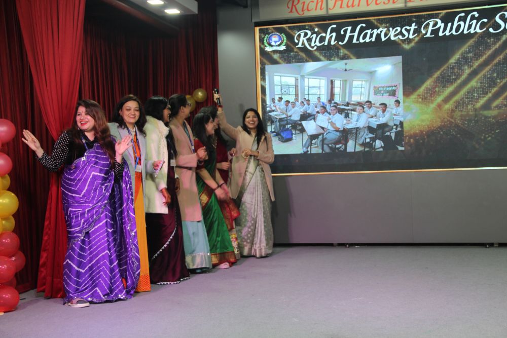 Rich Harvest Public School